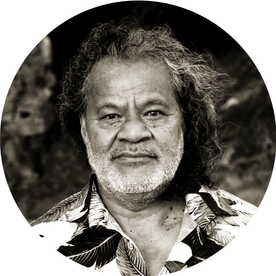 100 Love Poems - Mana Moana